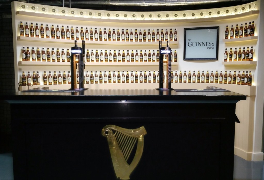 Un viaggio nel mondo della Guinness: il Guinness StoreHouse – Itìnera